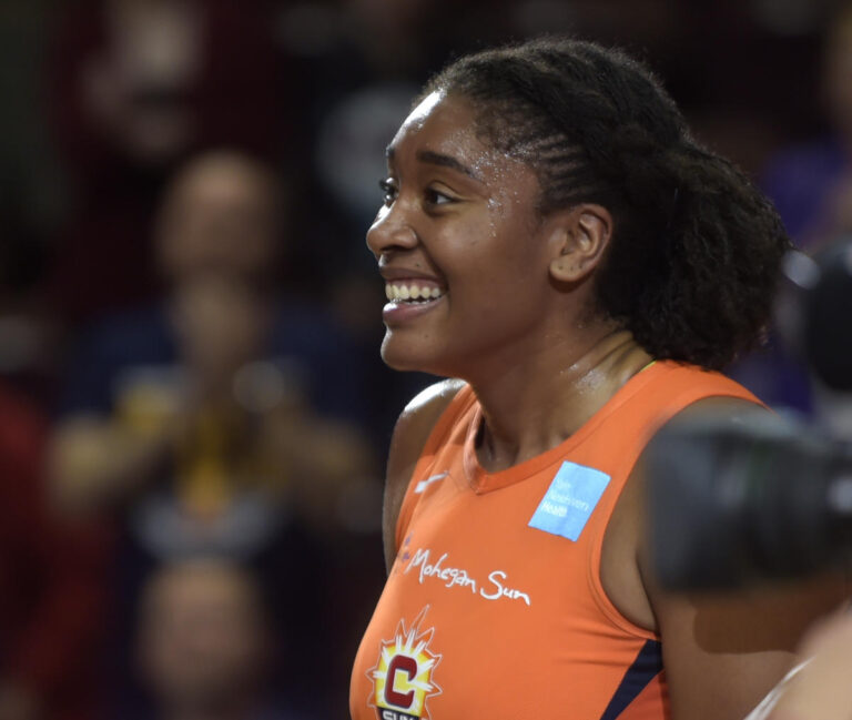 Connecticut Sun promotes ex-UConn star Morgan Tuck to general manager ...